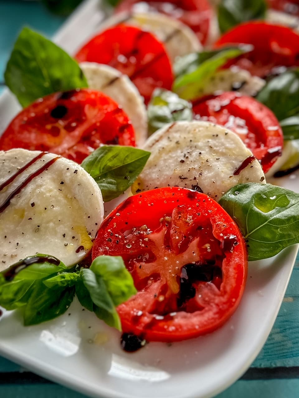 Classic Caprese Salad Recipe | Donuts2Crumpets